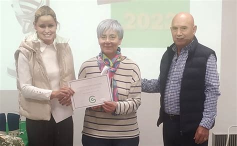 La Asociación Española Contra El Cáncer Reconoce A Los Voluntarios Con