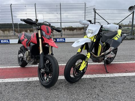 Provkörningsduell Ducati Hypermotard 698 Mono Mot Husqvarna 701 Sm