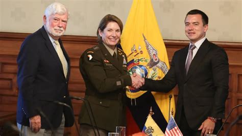 Mario Pazmiño Ex Jefe De Inteligencia Del Ejército Ecuatoriano “el