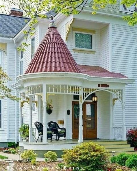 Pin By Jessie Gates On Farmhouse Chic House Exterior Porch Design