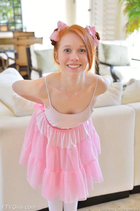 Slender Ginger Ballerina Dolly Stretches Her Clam With A Glass Sex Toy