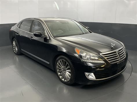 Hyundai Equus Car