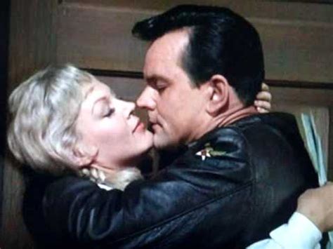 Nice Kissing Helga 1 5 Hogans Heroes 60s Tv Show Youtube