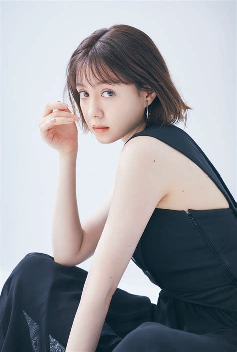 他们突然官宣结婚喜讯！这对帅哥美女也太养眼了吧！沪江日语学习网