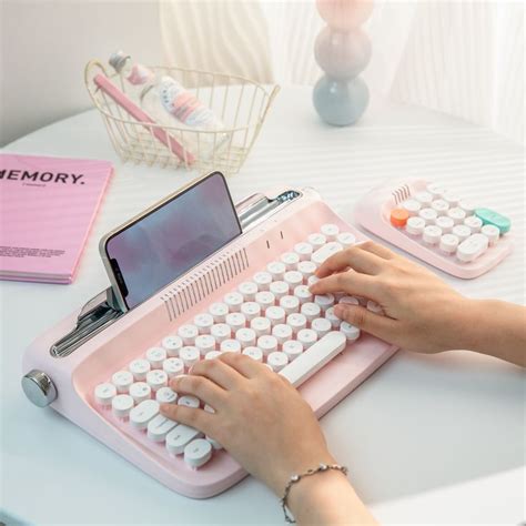 Yunzii Actto B303 Wireless Keyboard Retro Bluetooth Aesthetic