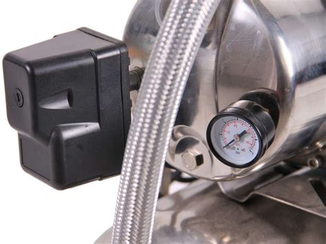 Système Deau Sous Pression Pompe Et Réservoir En Acier Inoxydable 075