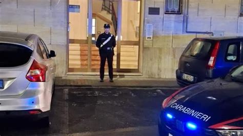 Tragedia In Famiglia Ragazza Uccide Il Padre La Confessione Non Ne