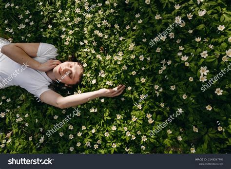 Thousand Women No Clothes On Royalty Free Images Stock Photos Pictures Shutterstock