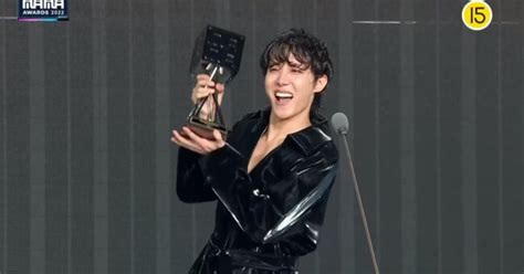 방탄소년단 2022 ‘mama 플래티넘 수상 영예 아이브 ‘3관왕