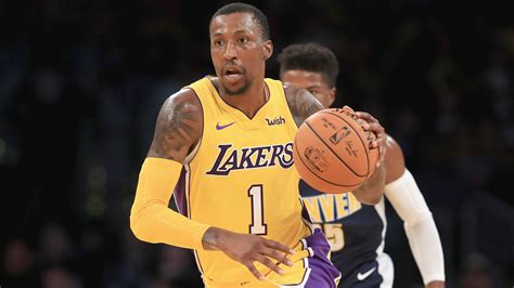 Juega En Los Lakers De La Nba Y Duerme En Una Prisión La Curiosa Vida