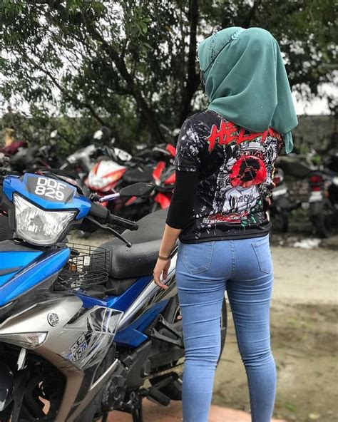 Pin On Bontot Besar Bertudung