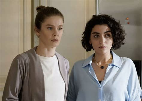 Fata De La Fereastră Seriale Turcesti