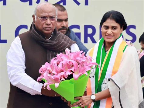 Ys Sharmila Appointed As Andhra Pradesh Congress President
