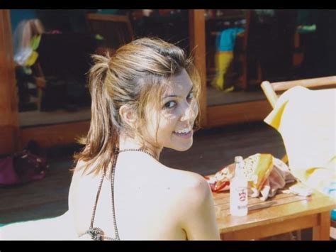Kourtney Kardashian Says She Drinks Her Own Breast Milk Is It An Ideal
