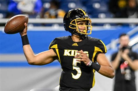 Is Notre Dame The Leading Contender For 5 Star QB Dante Moore