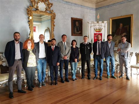 Bassa Romagna La Giunta Incontra Il Nuovo Capitano Della Compagnia