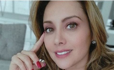 Sugey Ábrego Y Yeri Mua Broncean Sus Encantos Y Demuestran Que Los