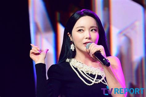 방송 T포토 홍진영 새침하게 Ytn