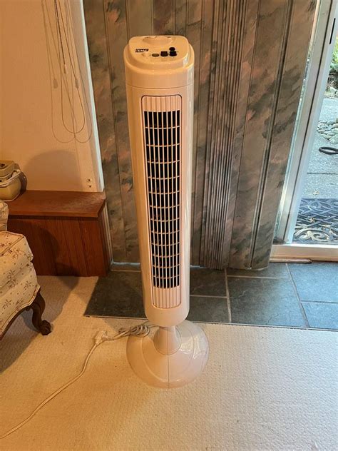 Lot 116 Smc Tower Fan Works Adam S Northwest Estate Sales