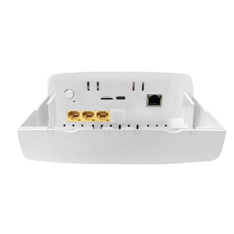 China Customized 5g Cpe Outdoor High Power Wifi Router Gigabit Suppliers Manufacturers Factory