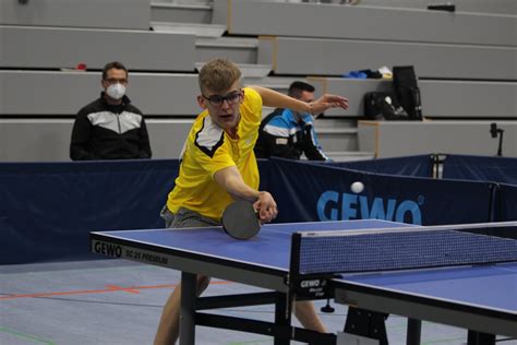 Liam Rauck Gewann Vor Favorit Tayler Fox Hessischer Tischtennis Verband