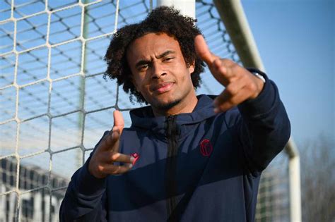 Milan c è il sì di Zirkzee l offerta è pronta i dettagli