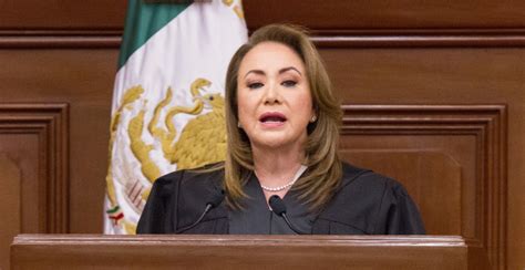 Unam Confirma ‘evidente Plagio En La Tesis De Yasmín Esquivel