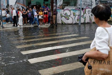 Rio De Janeiro Deve Ter Segundo Dia De Pancadas De Chuva