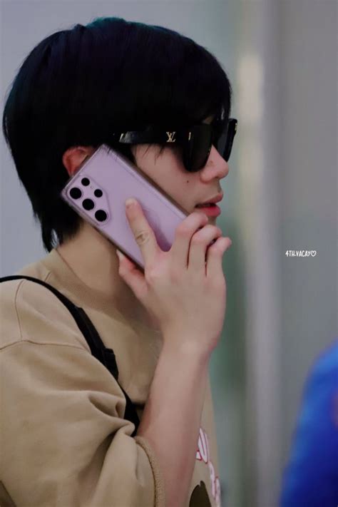 Ghim của Y I N G trên ⒼⒺⓂⒾⓃⒾⒻⓄⓊⓇⓉⒽ trong 2024