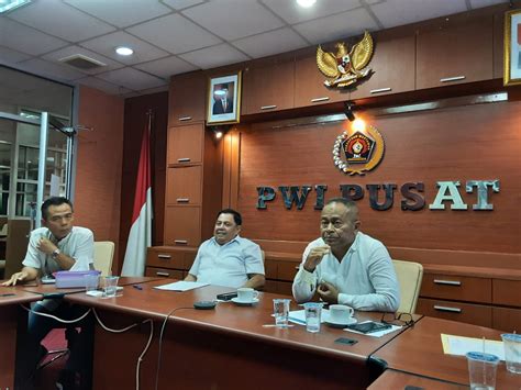 PWI Larang 20 Ribu Anggotanya Ikut UKW Lembaga Abal Abal Dan Tak Patuhi