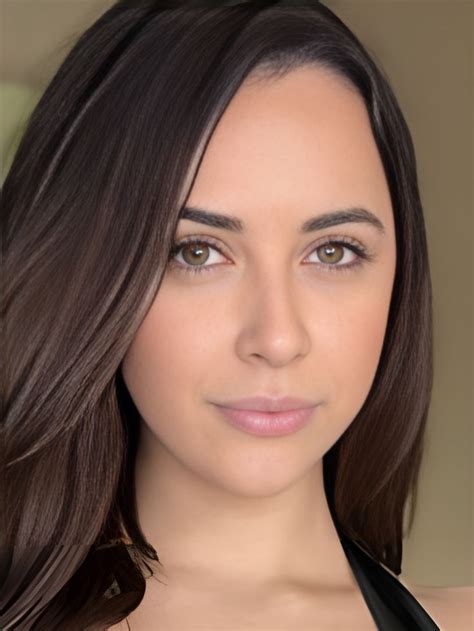 Yasmin Baker Model Wiki Age Height Bio Weight Photos Career And