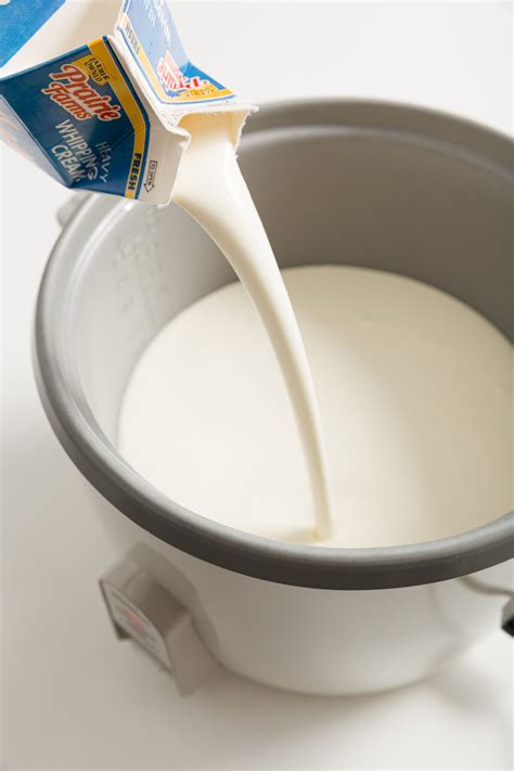 Easy Homemade Clotted Cream Recipe How To Make Clotted Cream Anne Marie