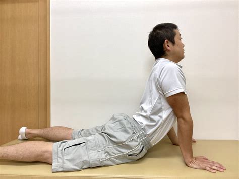 腰を曲げると痛い原因とは？ストレッチと痛みを和らげる方法をご紹介！ 白石市で整体なら白石接骨院いとうへ！3万人以上を施術し紹介率95％！