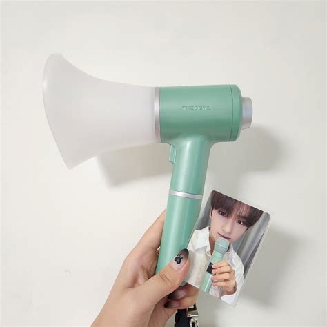 재니 On Twitter 진짜 응원봉커스텀 완성💚🩷🤍 이제 8개더하면 더보이즈완성