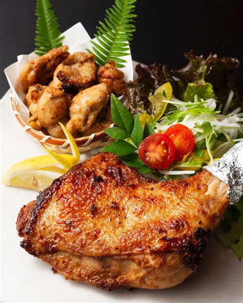 さぬき骨付鶏（若鶏）×2本・ええとこ鶏（国産鶏肩肉）×1袋ギフトセット さぬき鳥本舗