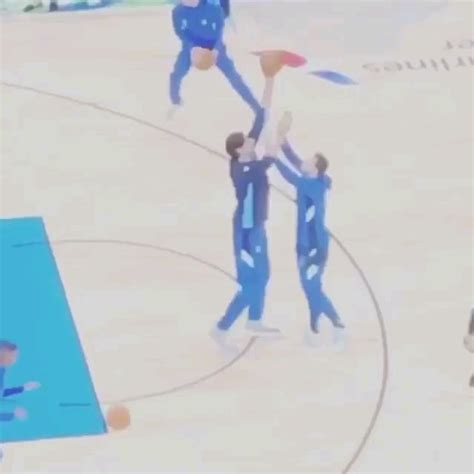 Daddy Boban Playing Keep Away With His Son R Mavericks