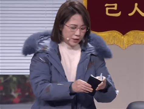 苹果小米都得靠边站！2023年春晚华为手机又刷屏了，软实力无敌？ 手机数码