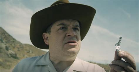 Suits La Brian Baumgartner And Patton Oswalts Cameos Explained