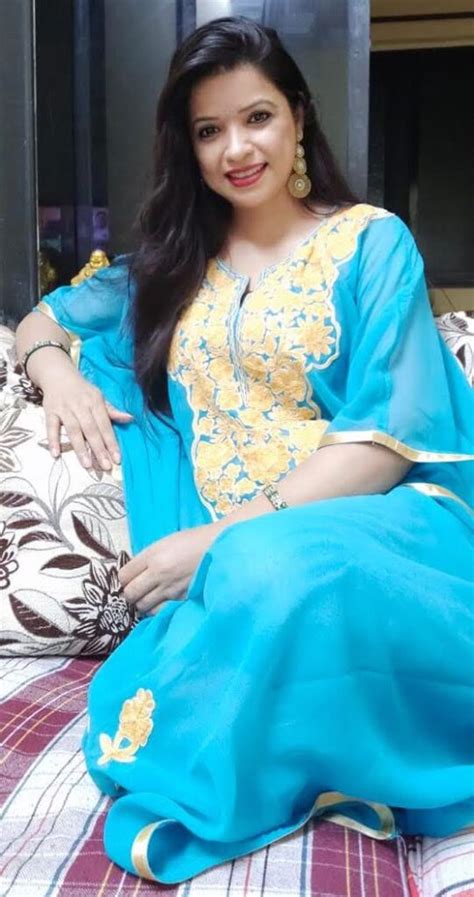 neelam singh struggles and achievements of a kashmiri actress