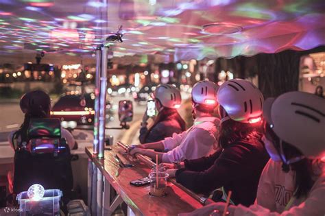 Seoul Tram Night Tour Chinese Speaking Guide Klook Singapore
