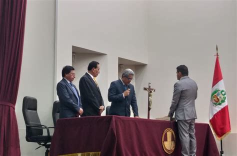 Juramentación De La Nueva Junta Directiva Médica La Revista