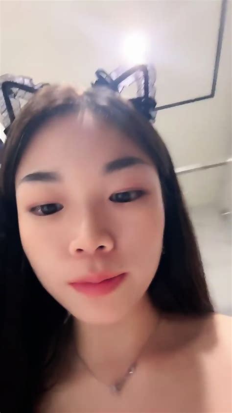 是蛋蛋清秀御姐 极品美乳掰穴道具自慰害我狂撸