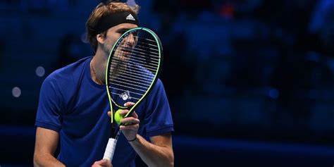 Alexander Zverev Bezwingt Novak Djokovic Bei Show Turnier