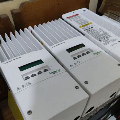 Jual Mppt Schneider 60 150 Pv Solar Charge Controller Scc Mppt