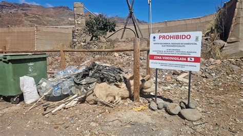 El Ayuntamiento De La Aldea De San Nicolás Denuncia Vertidos