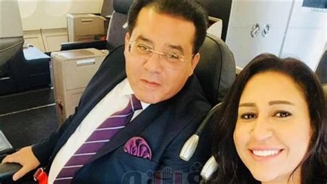 بـكلمة حنينة وصورة الكشف عن زوجة أيمن نور الجديدة
