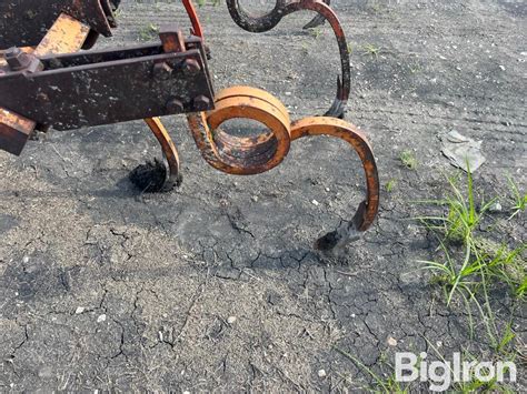 Allis Chalmers 8 Snap Coupler Mounted Coil Tine Chisel Bigiron Auctions