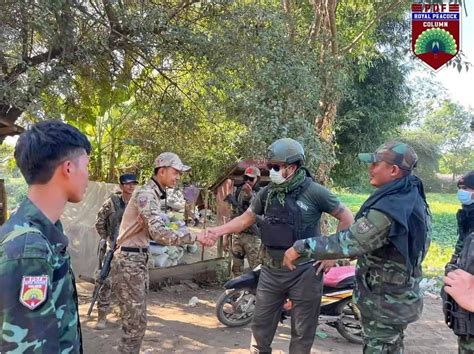 Campaign ရရှိငွေနဲ့ တော်ဝင်ဒေါင်းရဲဘော်တွေကို စစ်ဝတ်တန်ဆာတွေထောက်ပံ့