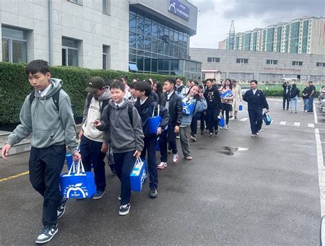 ЕБС ийн сурагчид сүү сүүн бүтээгдэхүүний үйлдвэрүүдтэй танилцлаа