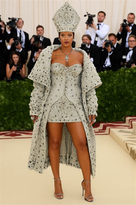 Rihanna Outfits Dresses Fashion Styles Iconic Met Gala Look In 2025